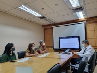 รองคณบดีคณะแพทยศาสตร์ มช. ให้การต้อนรับ Dr. Haris Budi Widodo, Dr. Fani ...